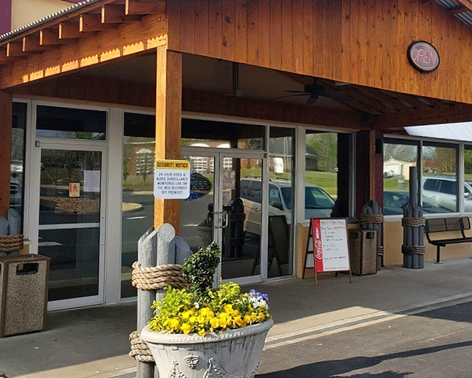 The rustic wooden exterior of Captain Steve's welcomes seafood lovers with cheerful yellow flowers and nautical charm&mdash;a landlocked lighthouse for hungry sailors.