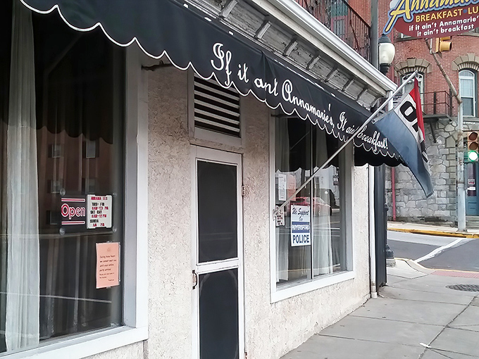 The humble brick exterior of Annamarie's Place belies the breakfast magic happening inside. Small-town charm, big-time flavors await.