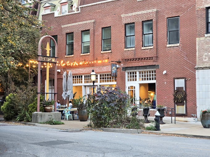 Peacemaker's classic brick exterior in Benton Park invites you in like a seafood siren call, complete with charming patio seating for those perfect St. Louis evenings.