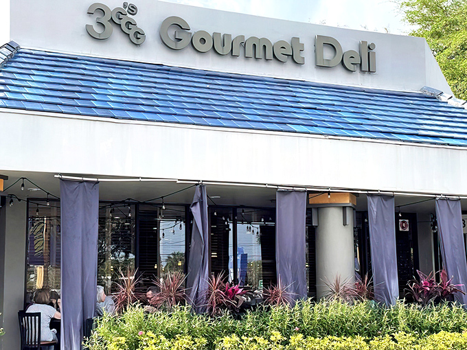 The blue-trimmed awning of 3G's stands like a beacon of hope for the sandwich-deprived masses of Delray Beach.