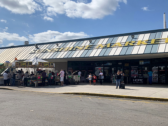 The unassuming exterior of Sunshine Flea Market hides a treasure trove within, like finding a Picasso at your neighbor's garage sale.