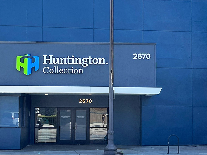 The blue exterior of Huntington Collection stands like a vault of treasures, its unassuming fa&ccedil;ade hiding the wonderland of bargains within.