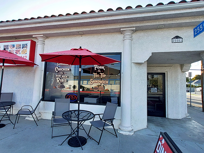 The unassuming exterior of Harry's might not stop traffic, but trust me&mdash;your taste buds will thank you for hitting the brakes.