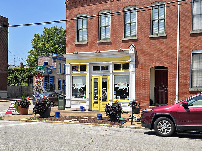 The bright yellow corner building beckons like a barbecue lighthouse in Soulard. Those picnic tables aren't just seating&mdash;they're front-row tickets to flavor town.