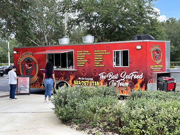 The flame-decorated Seafood Bandits truck isn't subtle about its mission: stealing your heart through your stomach with seafood that demands attention.