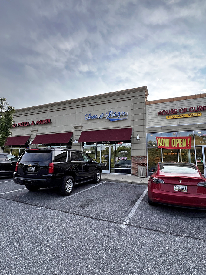 Tom & Ray's modest storefront with burgundy awnings doesn't scream for attention, but locals know this Damascus treasure is worth every visit.