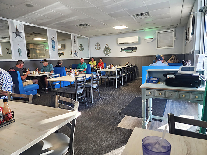 Behind its unassuming exterior, the interior of Apollo Beach Diner holds delicious surprises. Like many of Florida&rsquo;s hidden gems, it&rsquo;s tucked away where tourists seldom wander.