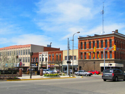 The Peaceful Town In Michigan That's Almost Too Beautiful To Be Real