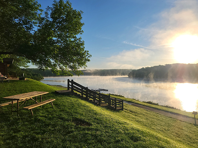 Sunset magic at Forest Lake transforms Thousand Hills into a watercolor painting. Mother Nature showing off again with her evening light show.