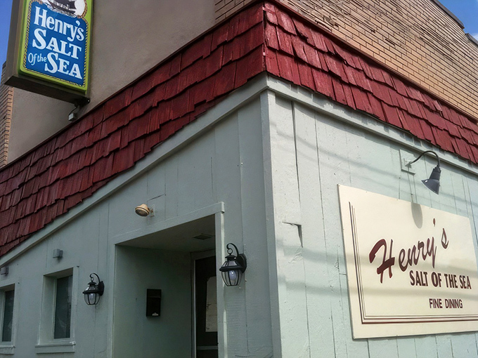 Don't let the modest exterior fool you&mdash;Henry's Salt of the Sea hides seafood treasures behind that unassuming fa&ccedil;ade and weathered red shingles.