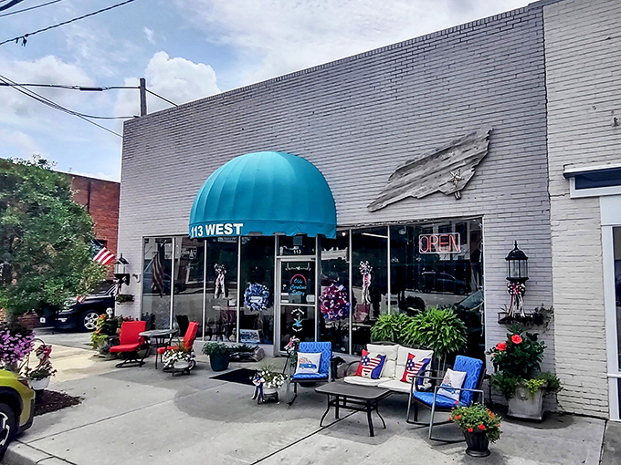The turquoise awning beckons like a beacon of breakfast hope on Burgaw's main drag. Simple, unassuming, and promising delicious things within.
