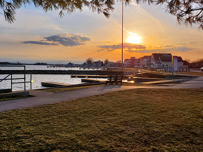 Sunsets at Buckeye Lake don't just happen&mdash;they perform. Nature's own light show reflecting off the water while boats return to harbor.