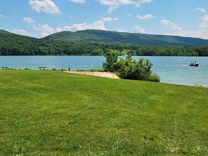 The perfect Pennsylvania postcard doesn't exi&mdash; oh wait, it does. This serene shoreline at Bald Eagle State Park offers mountain views that make smartphones seem utterly pointless.