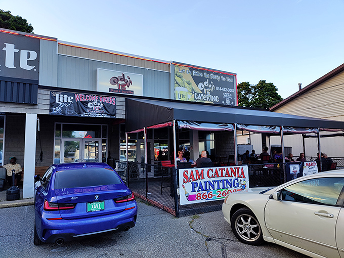 The unassuming exterior of Odis 12 hides a wing paradise within. Like finding a treasure map in your attic, this place promises delicious adventures.