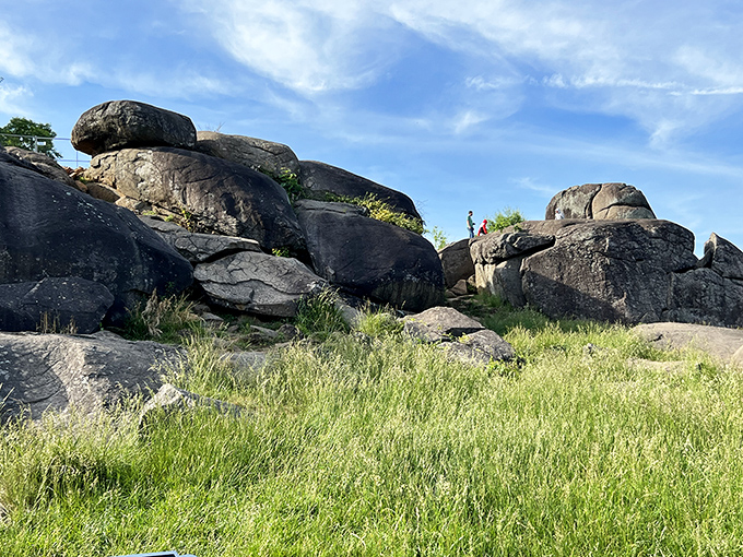 Nature's own game of Jenga! These massive diabase boulders have been balancing precariously for 200 million years, making your stacked dinner plates seem considerably less impressive.