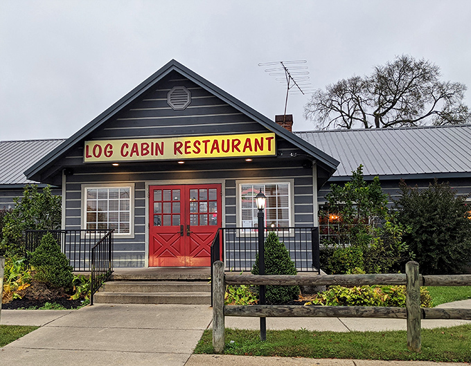 Those iconic red doors might as well have a sign saying "Abandon your diet, all ye who enter here." The blue exterior of Log Cabin Restaurant beckons hungry travelers.