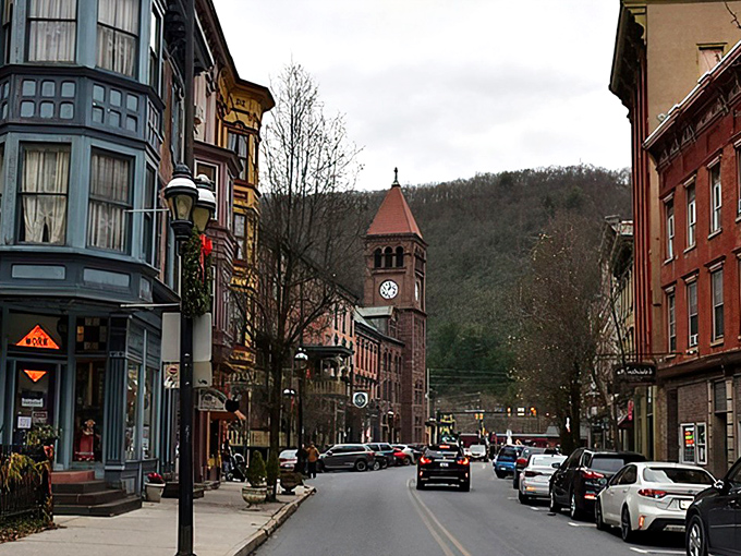 Downtown Jim Thorpe looks like a movie set where Hallmark meets history, with its brick facades, mountain backdrop, and streets just begging for an afternoon stroll.