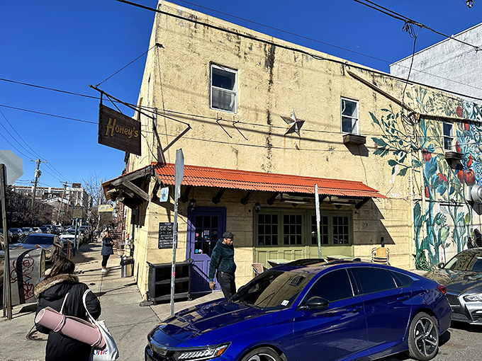 The unassuming exterior of Honey's Sit 'n Eat belies the culinary treasures within. Weekend warriors, prepare to wait in line&mdash;it's worth every minute.