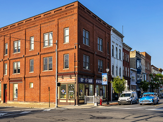 Broadway Street's historic charm isn't just for show&mdash;these well-preserved buildings house actual businesses where locals shop, dine, and gather daily.