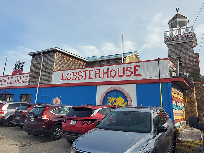 That 'LOBSTERHOUSE' isn't just decoration &ndash; it's a beacon calling seafood lovers to their destiny.