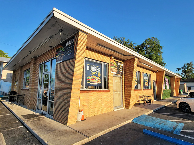 The unassuming yellow-brick exterior of Thee Burger Spot might not scream "food paradise," but like a good book, you shouldn't judge this burger joint by its cover.