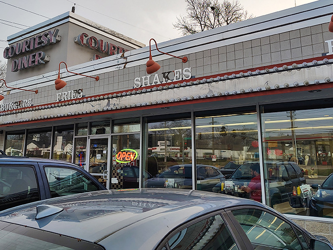 Step right up to St. Louis nostalgia. This retro gem looks like it time-traveled straight out of a jukebox.