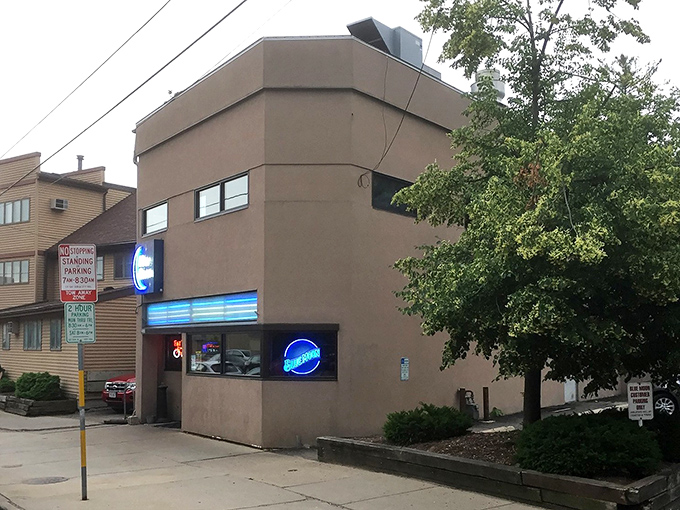 The unassuming tan exterior of Blue Moon might not scream "culinary destination," but as any food explorer knows, the plainest packages often hide the greatest treasures.