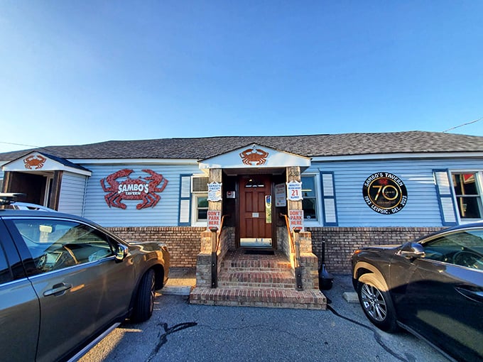 That giant red crab on the building isn't just decoration &ndash; it's a promise of deliciousness waiting inside.