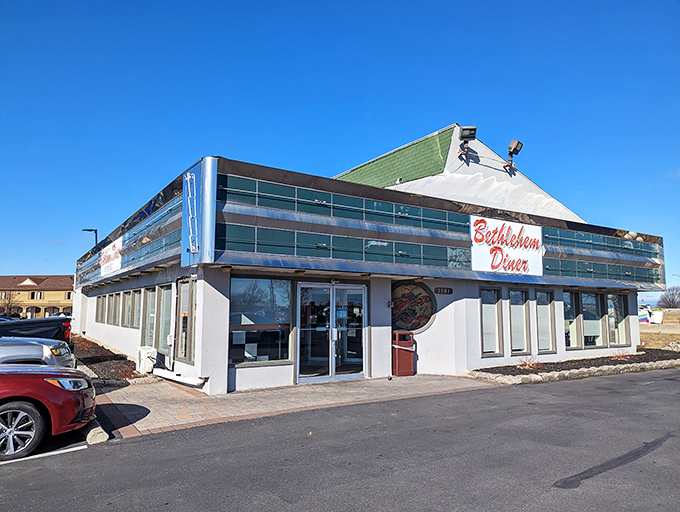 The classic green-roofed exterior of Bethlehem Diner stands as a beacon of breakfast hope for hungry Pennsylvanians seeking their legendary omelets.
