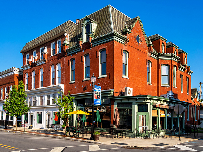Broadway Street's historic charm isn't just for show&mdash;these well-preserved buildings house actual businesses where locals shop, dine, and gather daily.