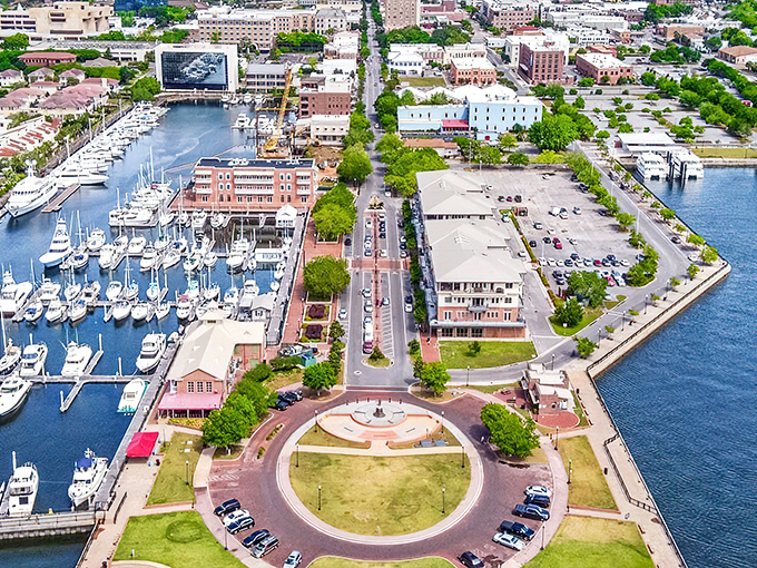 Pensacola's marina district looks like someone took a Mediterranean postcard and added Southern hospitality. Those boats aren't just for show&mdash;though they certainly put on a good one.