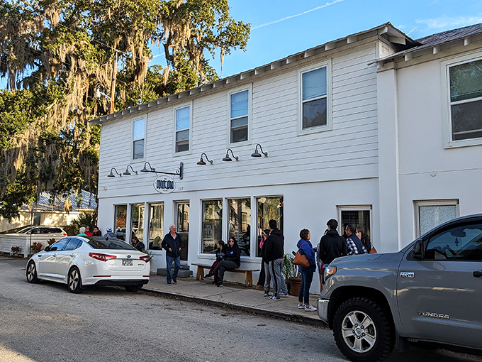 The line outside isn't a Florida mirage&mdash;it's breakfast devotees waiting for their morning salvation at this unassuming white building in historic Lincolnville.