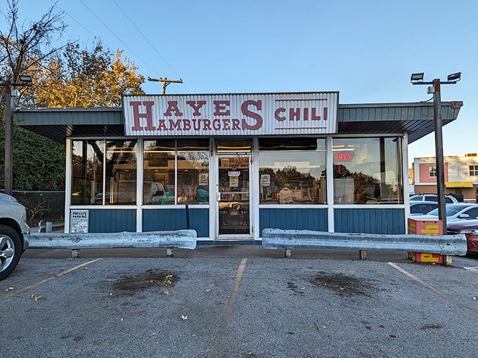 The unassuming exterior of Hayes Hamburger and Chili stands like a time capsule in Kansas City, promising comfort food that transcends trends.