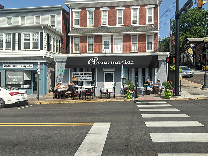 The humble brick exterior of Annamarie's Place belies the breakfast magic happening inside. Small-town charm, big-time flavors await.