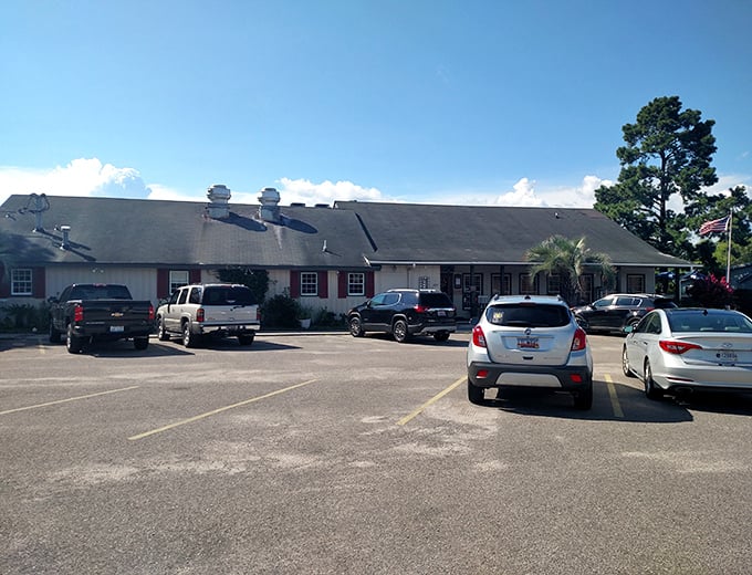 Don't judge this book by its cover &ndash; behind that humble facade lies prime rib perfection waiting.