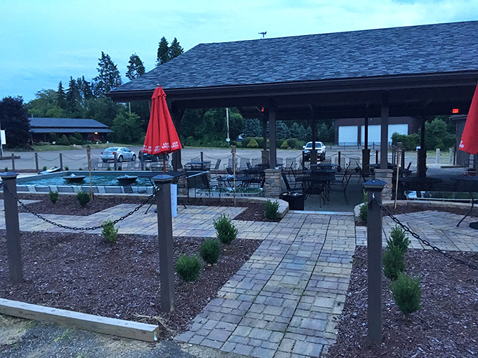 With its rustic charm and al fresco style, Black Iron&rsquo;s patio brings Midwest hospitality to the table&mdash;elegant but never fussy.