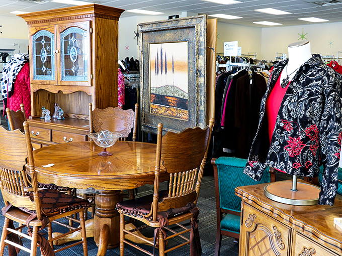 Treasure hunters, take note! This vintage furniture display showcases the high-quality finds awaiting at Agrace, where yesterday's craftsmanship meets today's bargain prices.