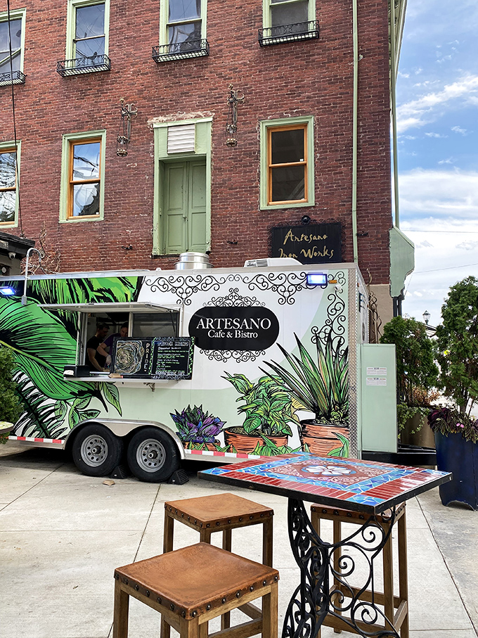 Food truck culture thrives in Manayunk, where Artesano Cafe & Bistro serves up delicious fare with artistic flair. Mobile gastronomy with permanent appeal.