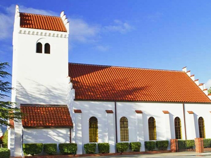 Bethania Lutheran Church's pristine white walls and red-tiled roof blend Scandinavian simplicity with California sunshine for a truly distinctive landmark.