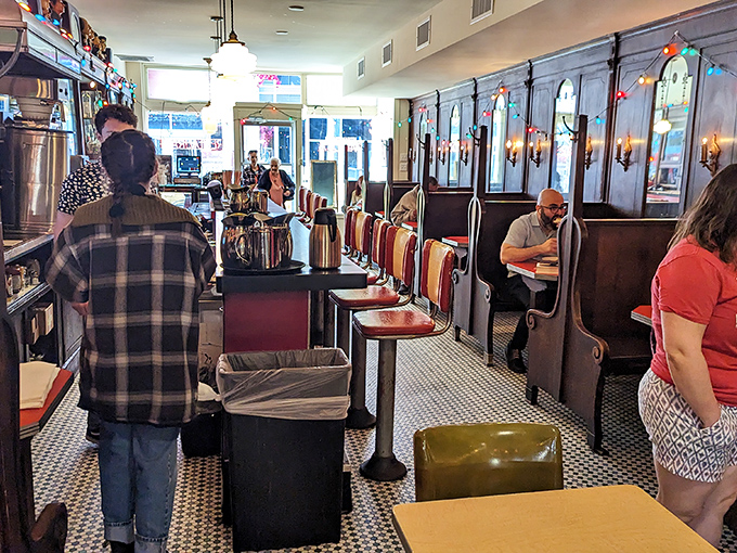 The counter seating at Mecca offers front-row tickets to the greatest show in town: breakfast being made by people who know what they're doing. 