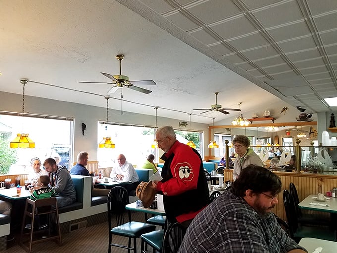 A snapshot of American dining democracy &ndash; where conversations flow as freely as the coffee refills.
