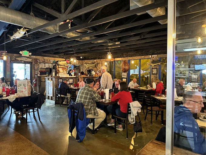 Locals and visitors united by the universal language of "pass the tartar sauce" in Walt's cozy dining room. 