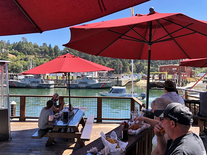 The true test of great seafood? When diners fall silent except for the occasional "mmm" and "wow"&mdash;a scene that plays out daily here.