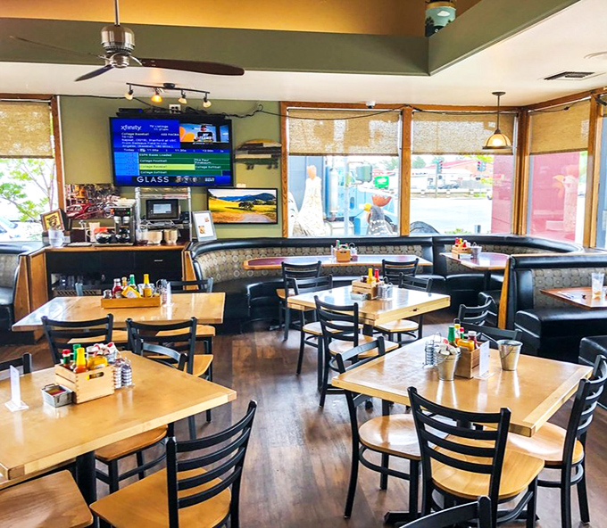 No designer lighting or trendy decor here &ndash; just honest tables where honest food creates honest-to-goodness happiness.