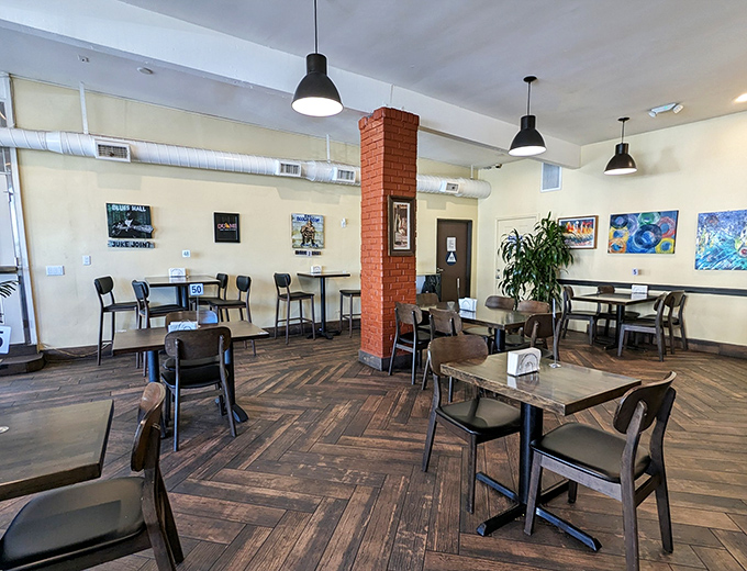 No fancy design tricks needed when the food does all the talking. Simple tables, comfortable chairs, and plates that arrive piled high.