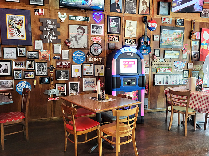 Elvis watches over diners from his wall perch, silently approving of the kind of food that would have made The King himself unbuckle his belt.