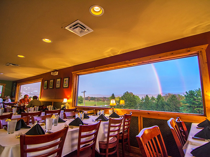 Those windows frame the Laurel Highlands like a living painting &ndash; nature's dinner theater for lucky diners at the best tables.