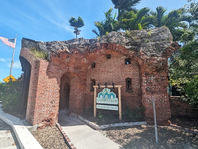 These historic walls have seen it all&mdash;Spanish galleons, pirates, and now, garden enthusiasts armed with nothing more dangerous than pruning shears.