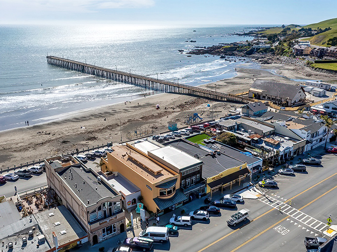 Downtown meets oceanfront in this perfect snapshot of Cayucos living&mdash;where every errand comes with a side of breathtaking views.