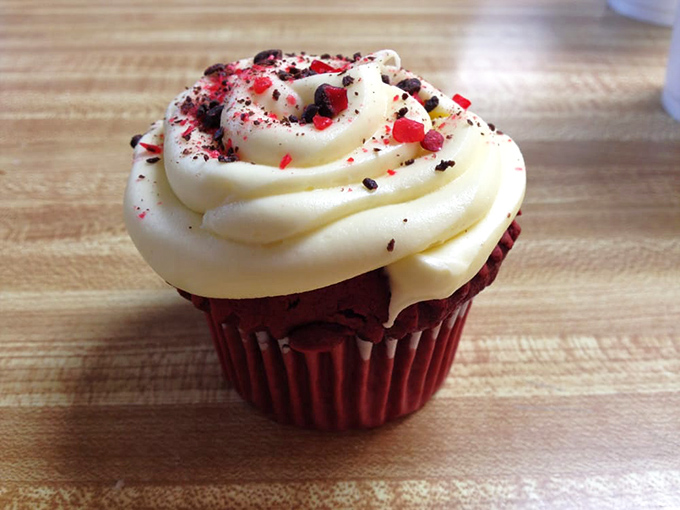 Even the cupcakes at Bill's refuse to be overshadowed by their donut brethren &ndash; this red velvet beauty demands your attention.